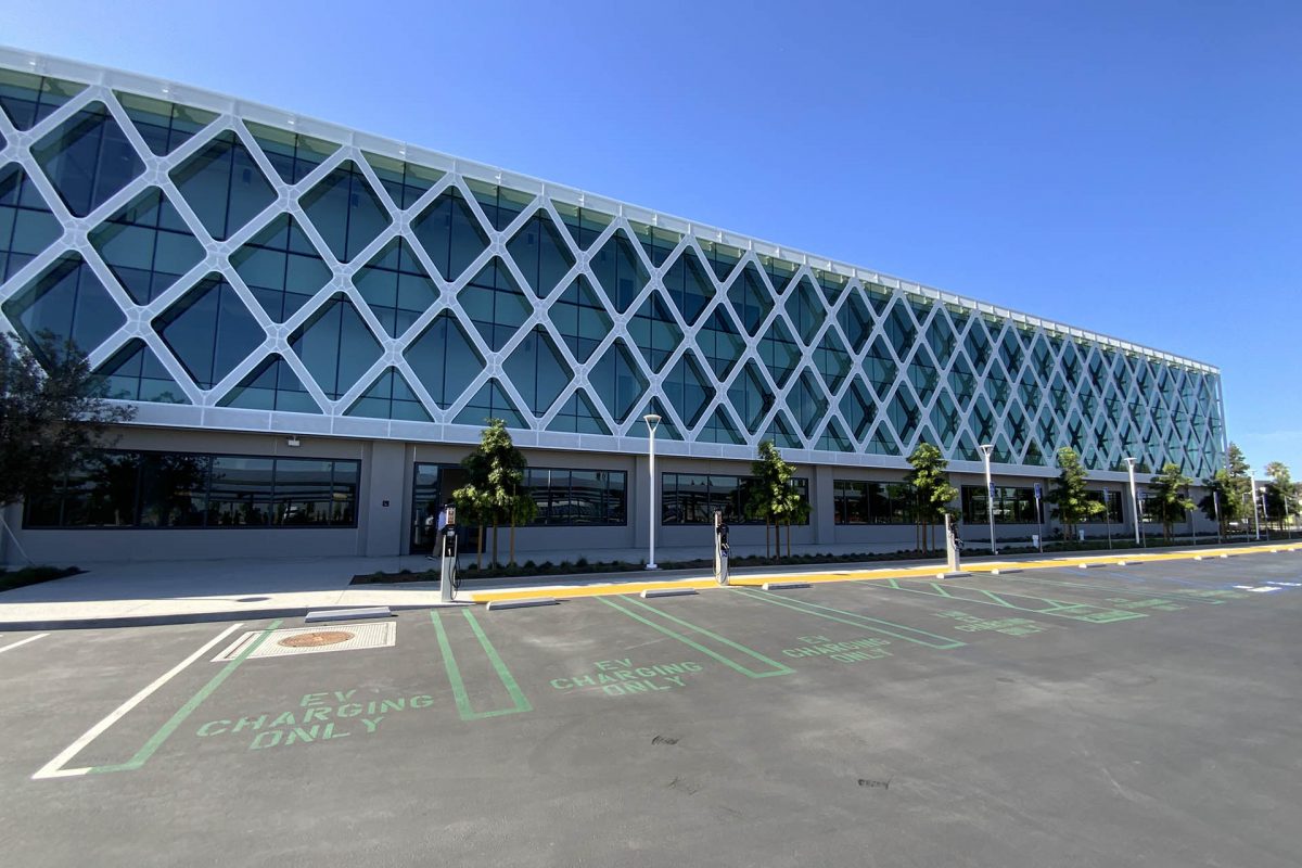 Vans Employee Campus – Eberhard